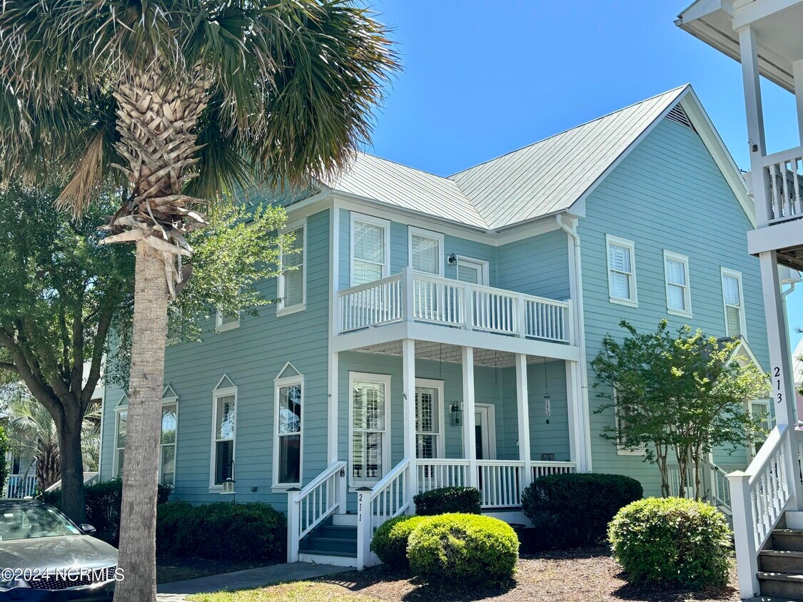 211 Silver Sloop Wy, Carolina Beach, NC 28428 - Townhome Rentals in ...