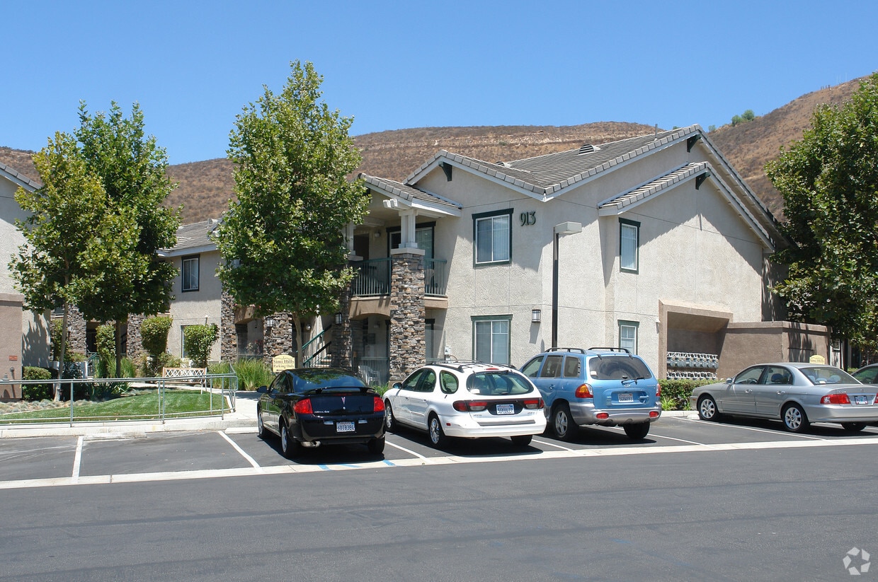 Harmony Terrace +62 Senior Apartments - 941 Sunset Garden Ln Simi ...