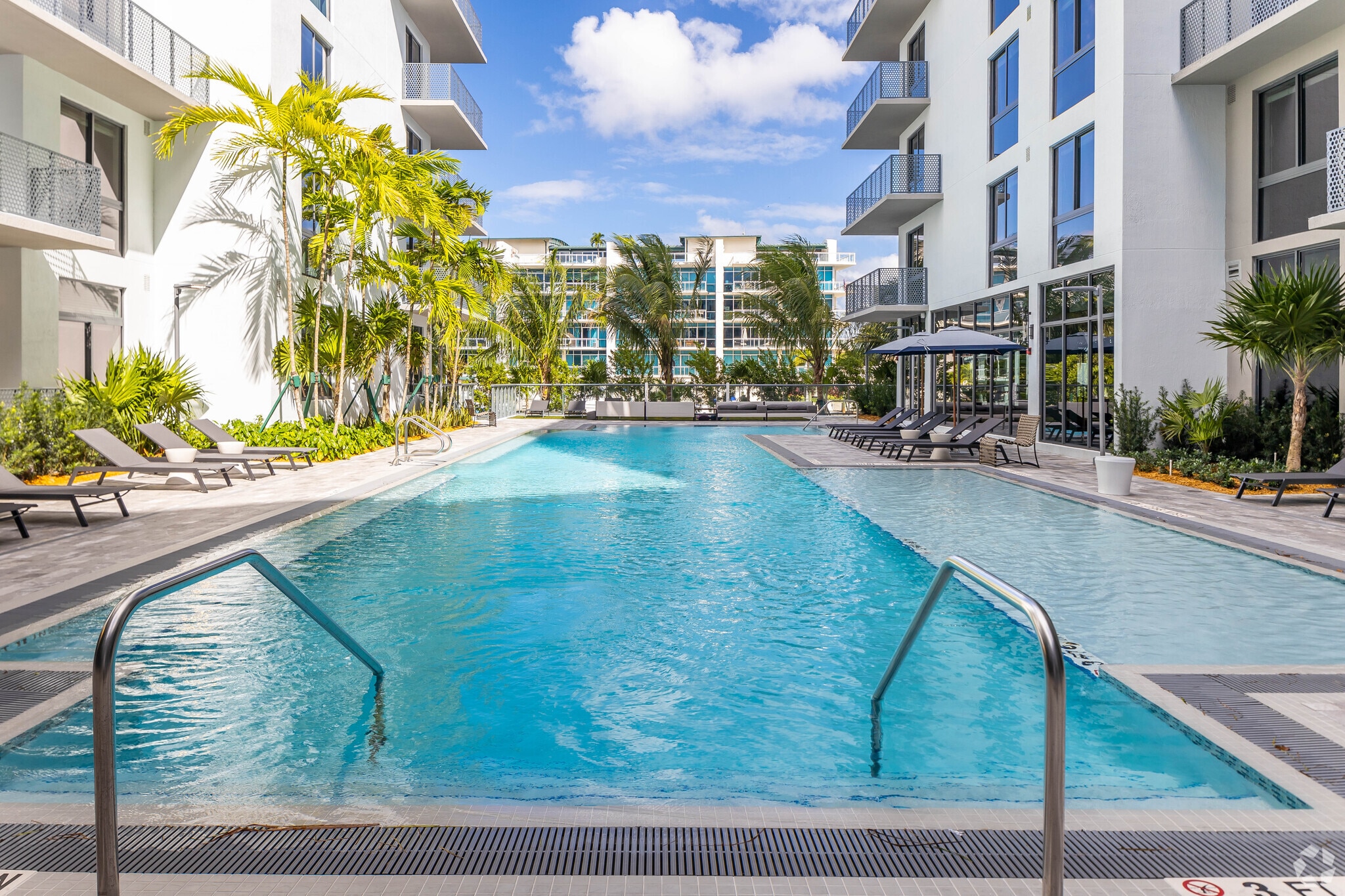 10X Miami River Apartments - 1001 Nw 7th St Miami, FL 33136 ...