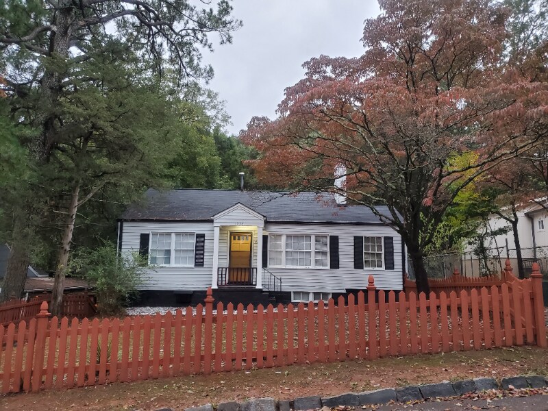 1056 Regent St Sw Unit D, Atlanta, GA 30310 | Apartments.com