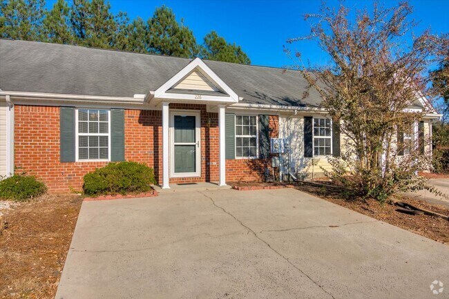 Cheap The Villages of Greenbrier Apartments for Rent - Evans, GA - 5 ...