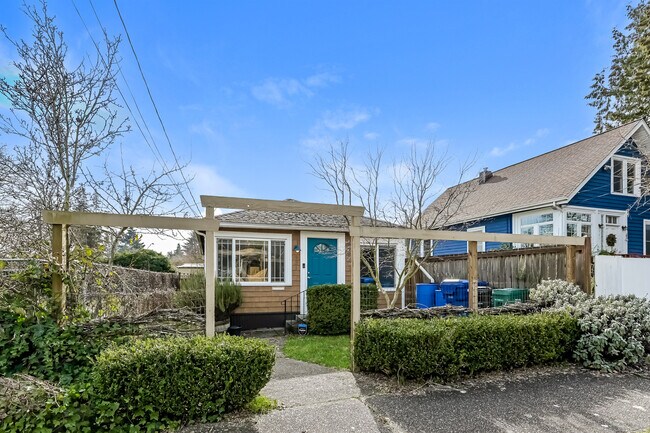 931 N 93rd St, Seattle, WA 98103 - House Rental in Seattle, WA ...