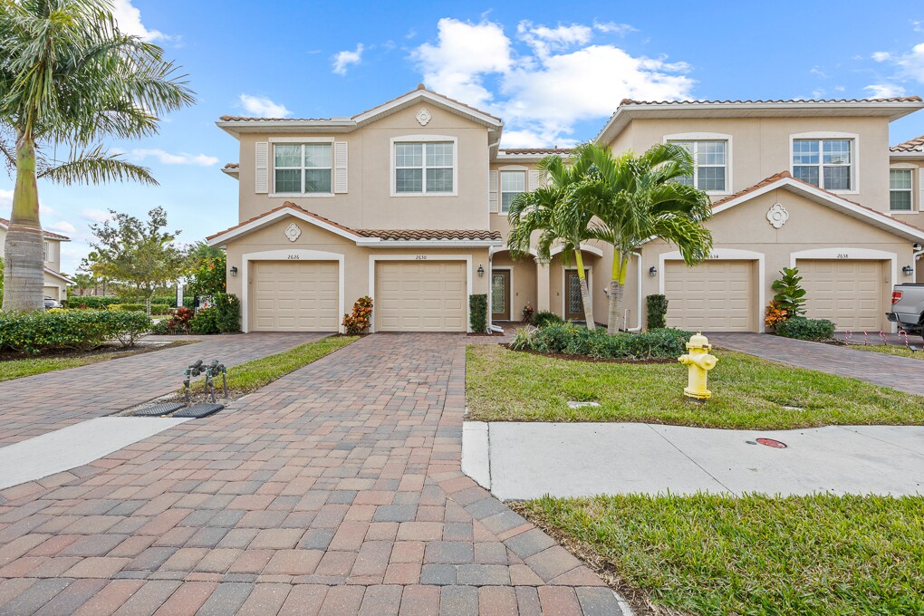 2630 Bloom Ln, Naples, FL 34120 - Townhome Rentals in Naples FL ...
