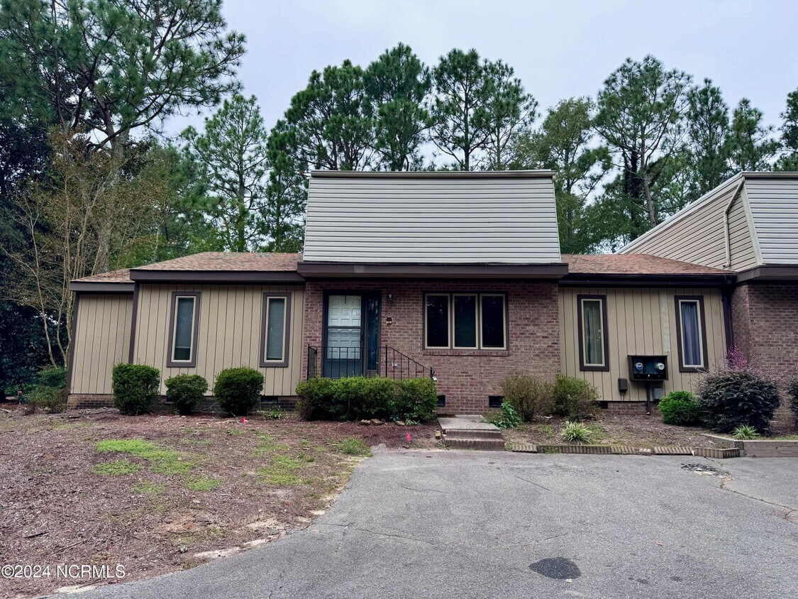 101 Sandham Ct Seven Lakes, NC 27376 - Alquileres en Seven Lakes, NC ...