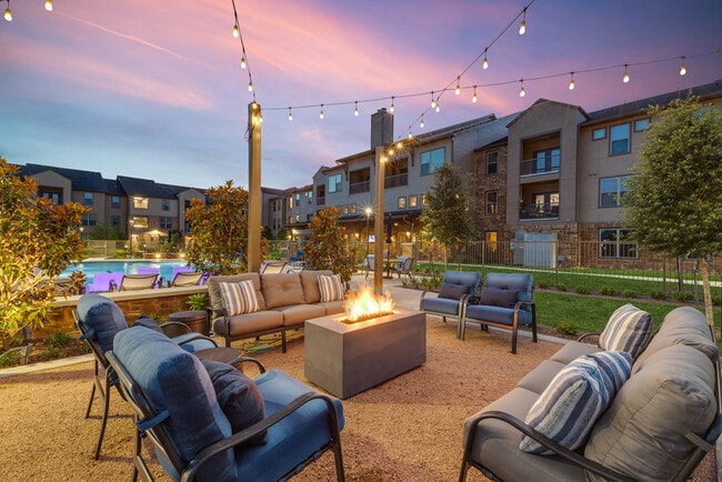 Townhomes for Rent Near Miramonte | Apartments.com