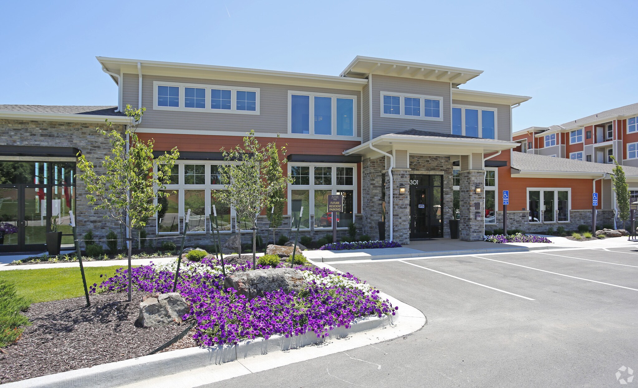 Altitude 970 - 6301 N Klamm Rd Kansas City, MO 64151 | Apartments.com
