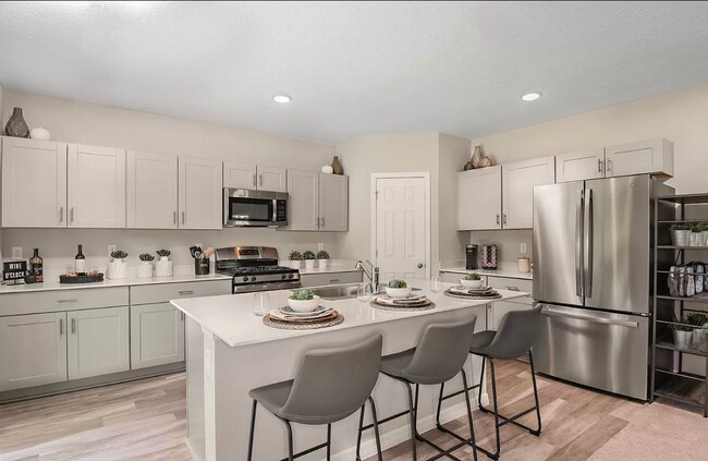 13089 Oak Hill Way