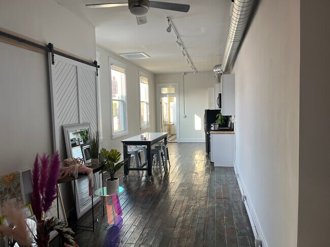 816 Elm St Unit 3, Cincinnati, OH 45202 - Apartments in Cincinnati, OH ...