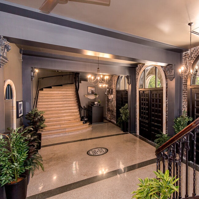 The Synagogue Apartments - Chicago, IL | Apartments.com