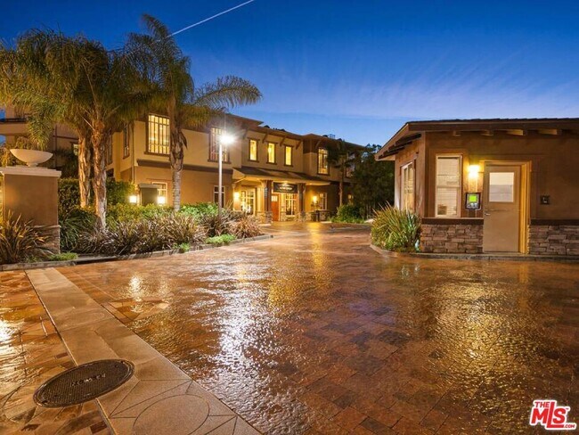 1901 N Buena Vista St Unit 03-408, Burbank, CA 91504 - Apartment for Rent in Burbank, CA ...