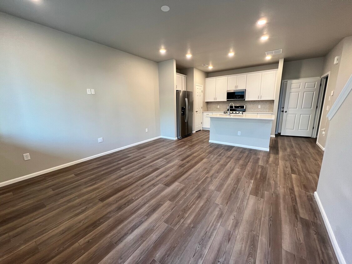 11272 Bella Vita Dr, Broomfield, CO 80020 - Townhome Rentals in ...