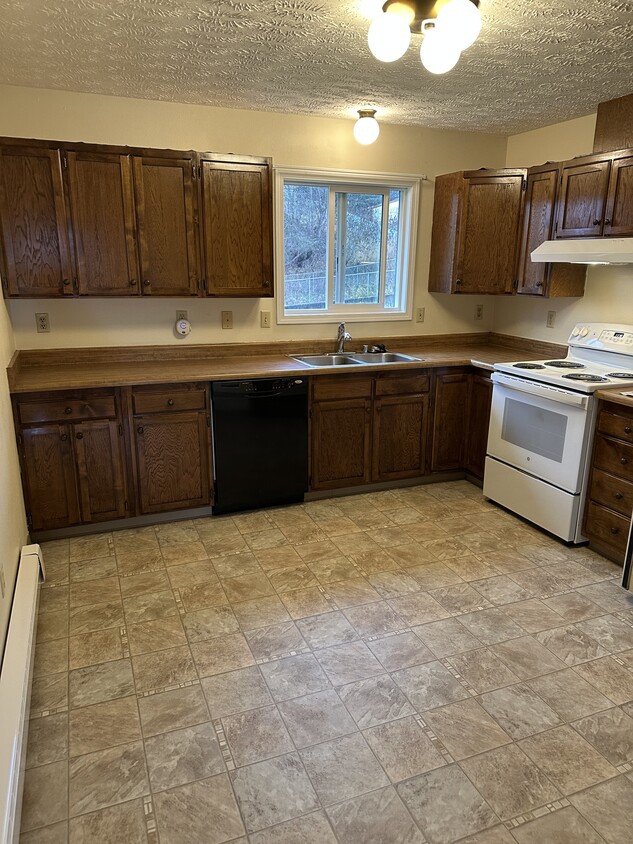 6511 E 8Th Ave Unit #4, Anchorage, AK 99504 - 6511 E 8Th Ave Anchorage ...