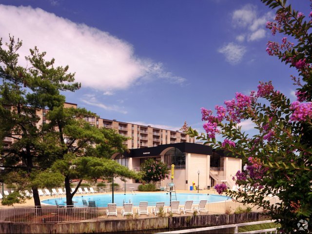Spring Parc Rentals - Silver Spring, MD | Apartments.com