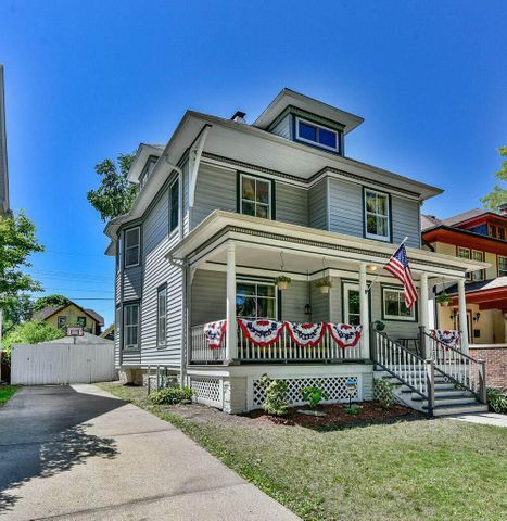 1718 Wisconsin Ave, Racine, WI 53403 - House Rental in Racine, WI ...