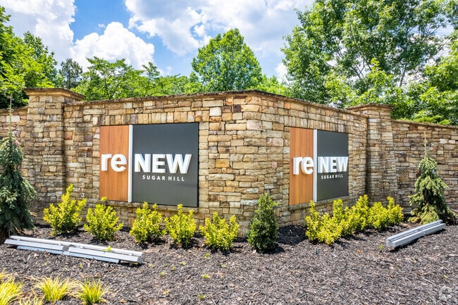 Apartments for Rent with a Swimming Pool in Spring Hill Plantation ...