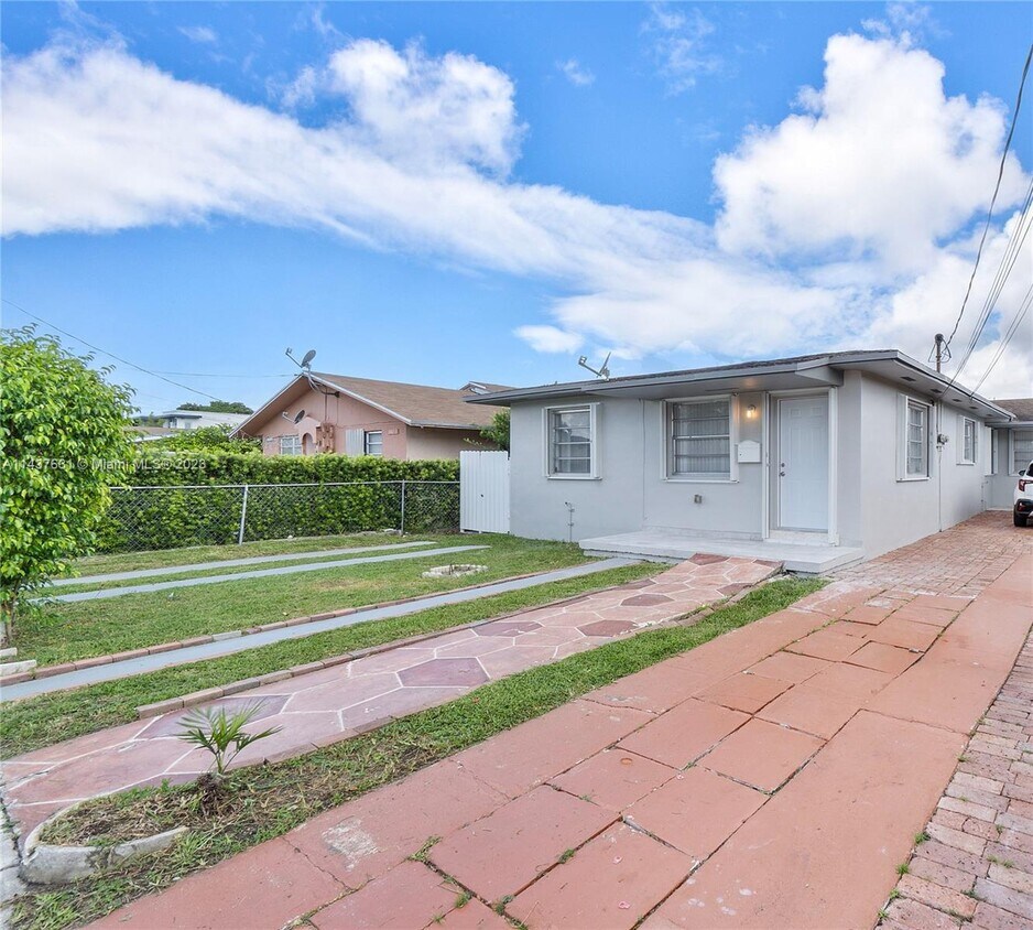 11059 SW 3rd St Unit 11059, Miami, FL 33174 - Room for Rent in Miami ...