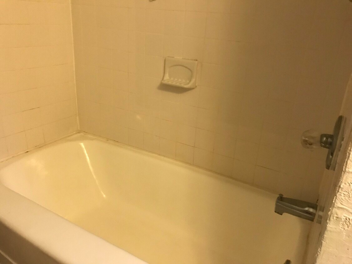 2511 Freeport Rd Unit Apartment 2, Natrona Heights, PA 15065 - 2511 ...