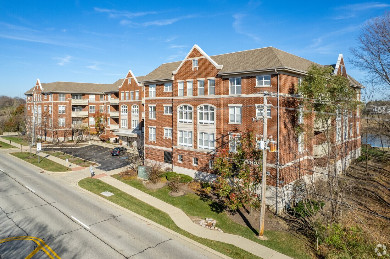 77 N Quentin Rd, Palatine, IL 60067 - Apartments in Palatine, IL ...