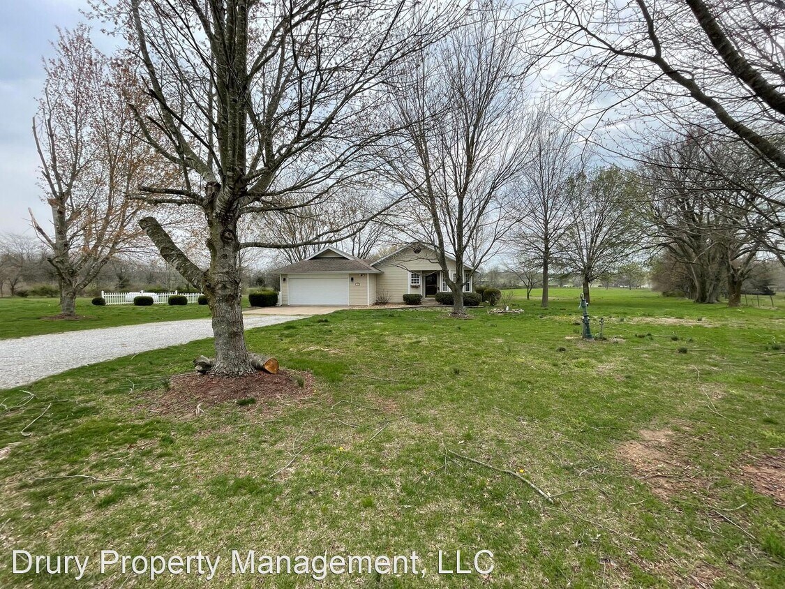 6202 Country Side Dr, Brookline, MO 65619 - House Rental in Brookline ...
