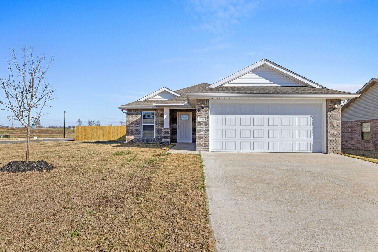 118 SW Vanessa St, Gentry, AR 72734 - House Rental in Gentry, AR ...