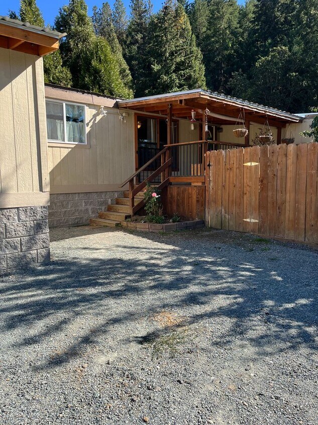 480 Evergreen Ridge Rd, Riddle, OR 97469 - House Rental in Riddle, OR ...