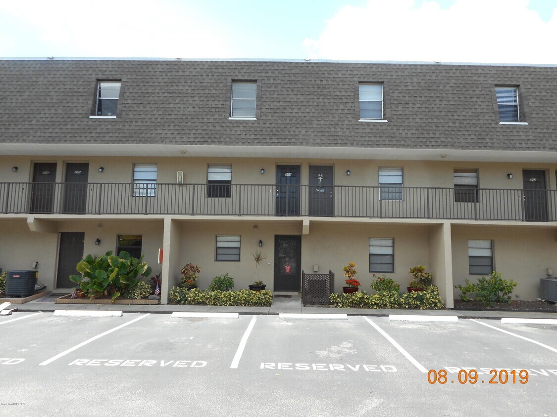 1010 Pine Tree Dr Unit 204, Satellite Beach, FL 32937 - Condo for Rent ...