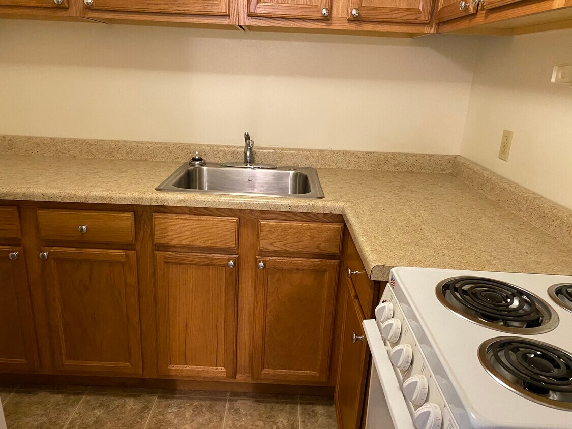 250 Rustic Lodge Rd Unit 10, Indiana, PA 15701 Apartments - 250 Rustic ...