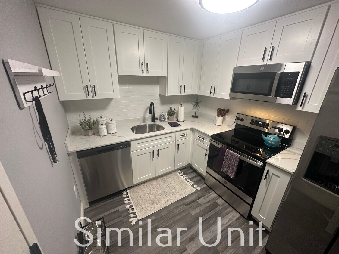 49 Westgate Dr Unit 49-106, Dover, NH 03820 - Room for Rent in Dover ...