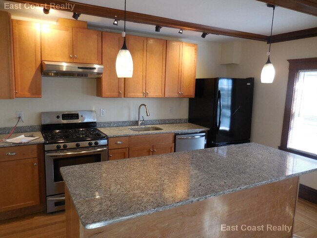 Apartments for Rent with Hardwood Floors in Oak Square, Brighton - Page ...