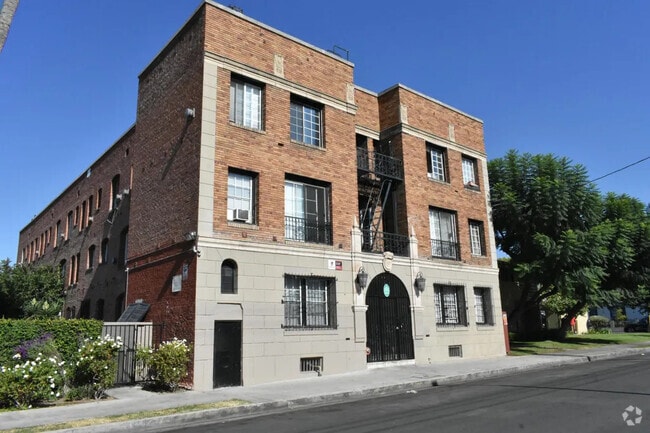 Pico-Union Apartments for Rent with Hardwood Floors - Los Angeles, CA ...