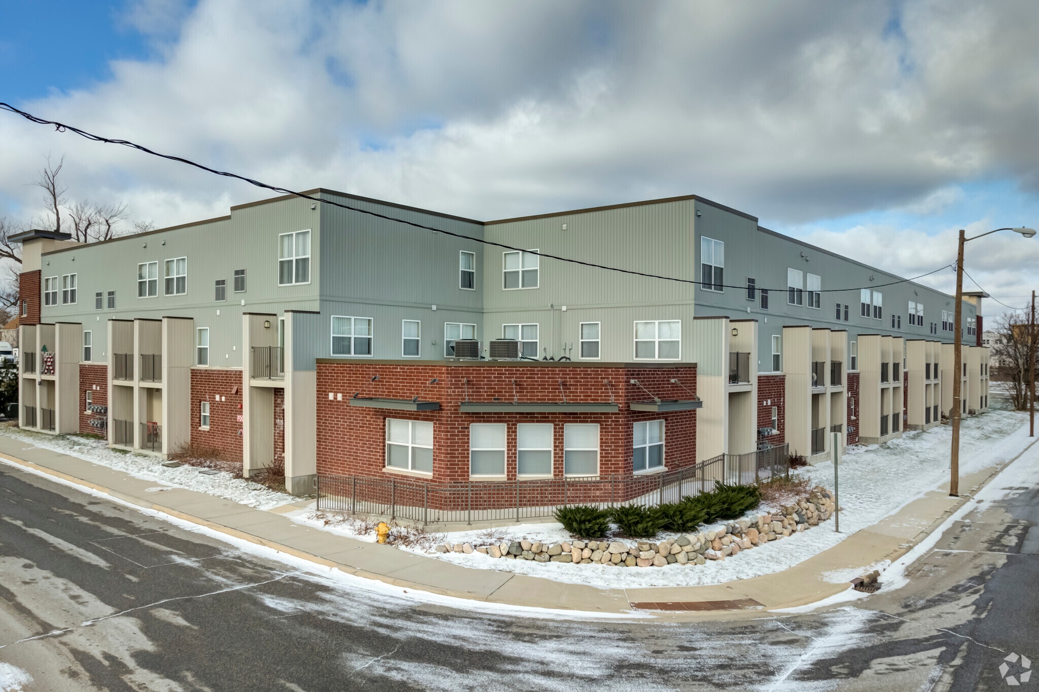 Clark Commons - 1201 Saginaw St Flint, MI 48502 | Apartments.com