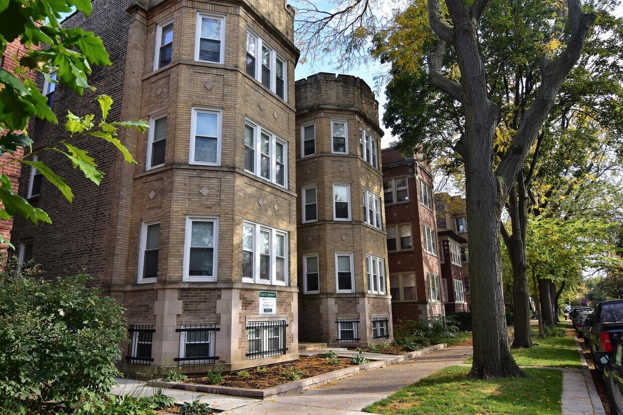 6455 N Newgard Ave Unit 1, Chicago, IL 60626 - Condo for Rent in ...