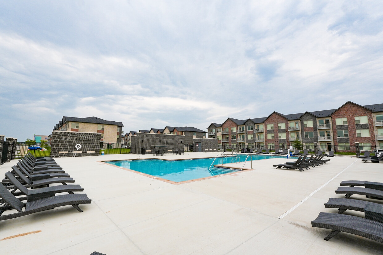 Brick Towne at Prairie Crossing - Apartments in Waukee, IA | Apartments.com