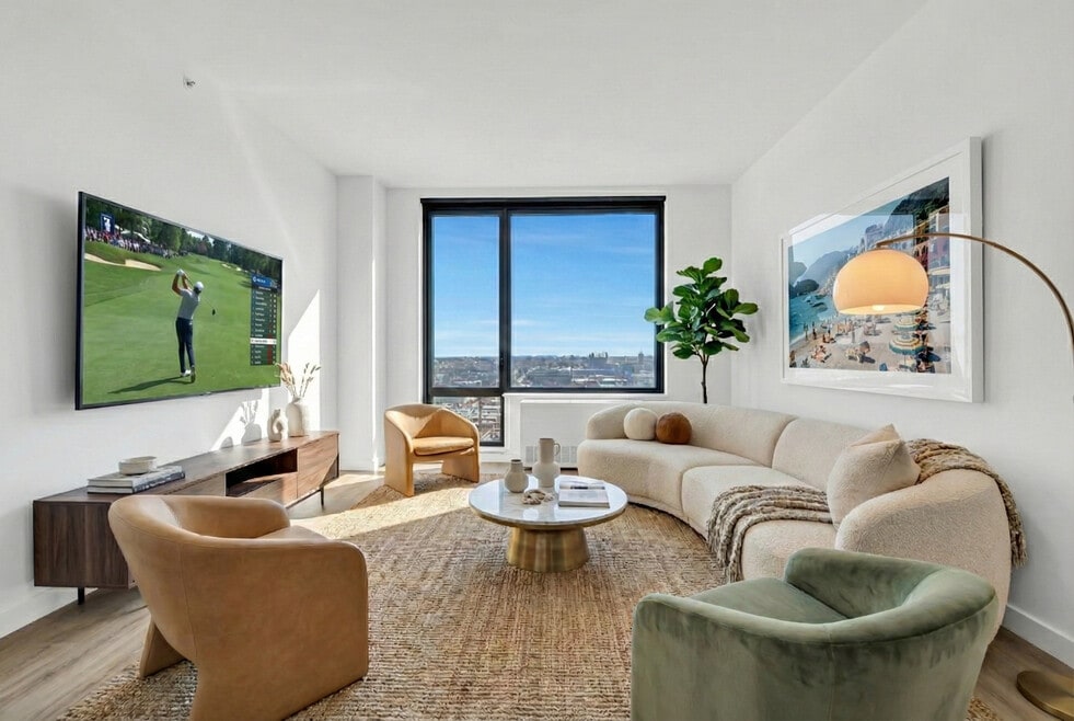 SOLA - 7201 Queens Blvd Woodside, NY 11377 | Apartments.com