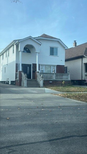 4635 Jonathon St, Dearborn, MI 48126 | Apartments.com