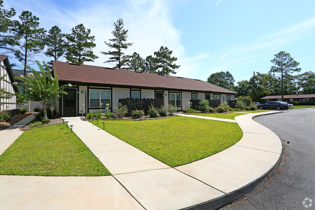 Pointe North Apartments - 2716 Dawson Rd Albany, GA 31707 | Apartments.com