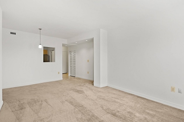 Guilford Manor - 2 W University Pky Baltimore, MD 21218 | Apartments.com