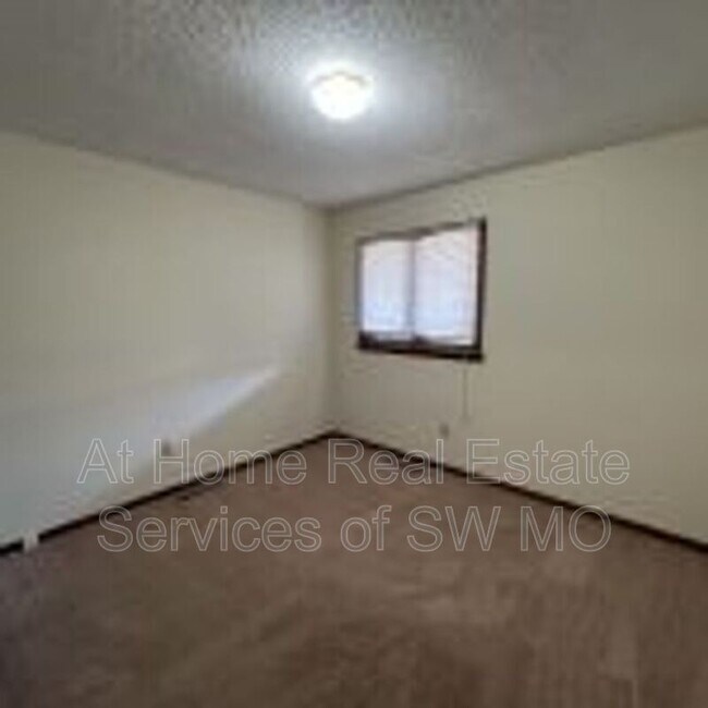 3453 S Main Ave, Springfield, MO 65807 - Condo for Rent in Springfield, MO | Apartments.com