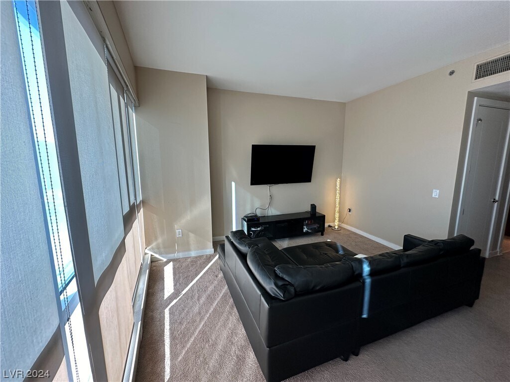 4525 Dean Martin Dr Unit 410, Las Vegas, NV 89103 - Room for Rent in ...