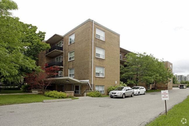 Apartments, Condos and Houses under C$1,500 in Toronto, ON - 572 ...