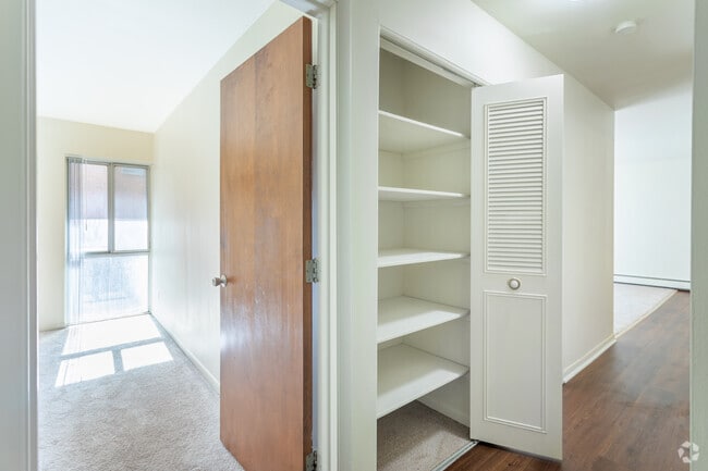 Arbor Village Apartments Apartments - Ann Arbor, MI | Apartments.com