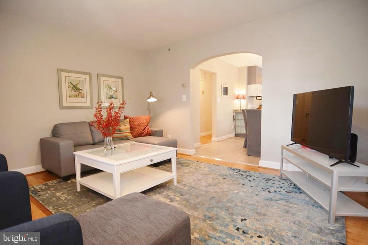 2252 N Glebe Rd, Arlington, VA 22207 - House Rental in Arlington, VA ...