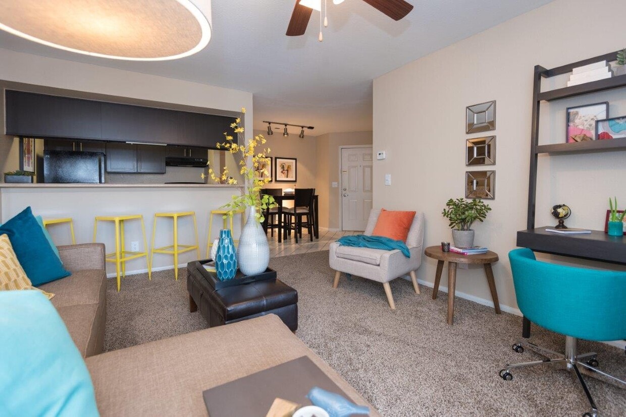 Reflection Cove Apartment Homes - 13992 Reflection Dr Manchester, MO ...