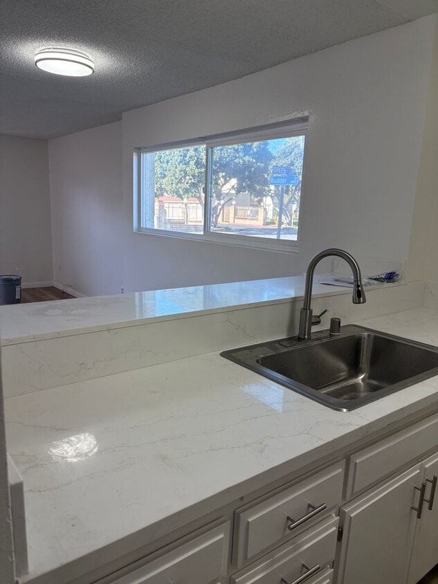 4882 Rudder Dr Unit 2, Huntington Beach, CA 92649 - Room for Rent in ...