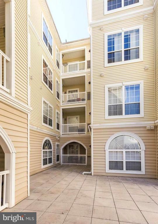 4550 Strutfield Ln Unit 2103, Alexandria, VA 22311 - Room for Rent in ...