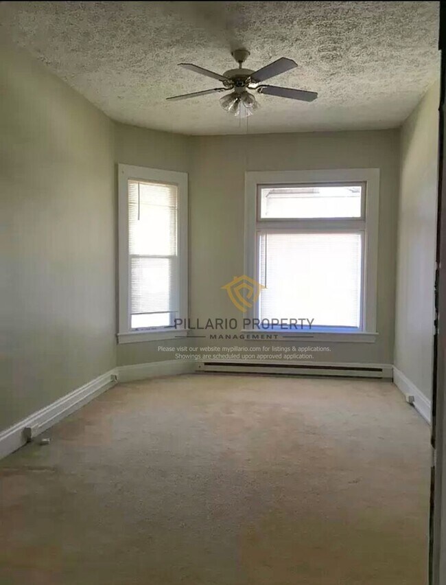 300-302 S 7th St Unit 300 1/2 S 7th St., Richmond, IN 47374 - Room for Rent in Richmond, IN ...