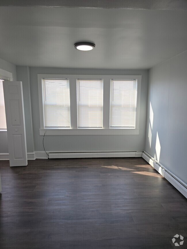 Duplex For Rent in Atlantic City NJ
