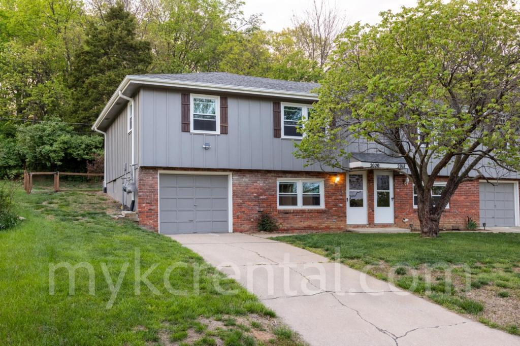 2020 Forest Ln, Kansas City, KS 66106 - Townhome Rentals in Kansas City ...