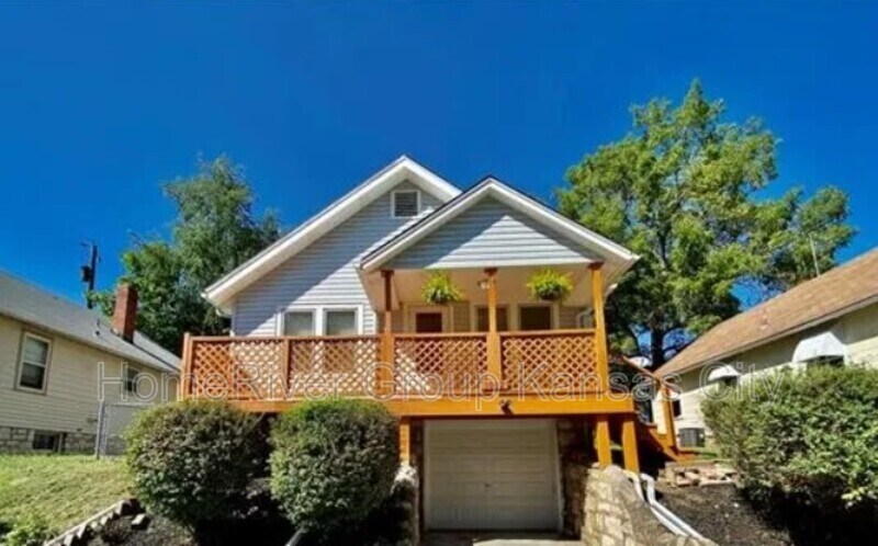 1002 Kickapoo St, Leavenworth, KS 66048 - House Rental in Leavenworth ...