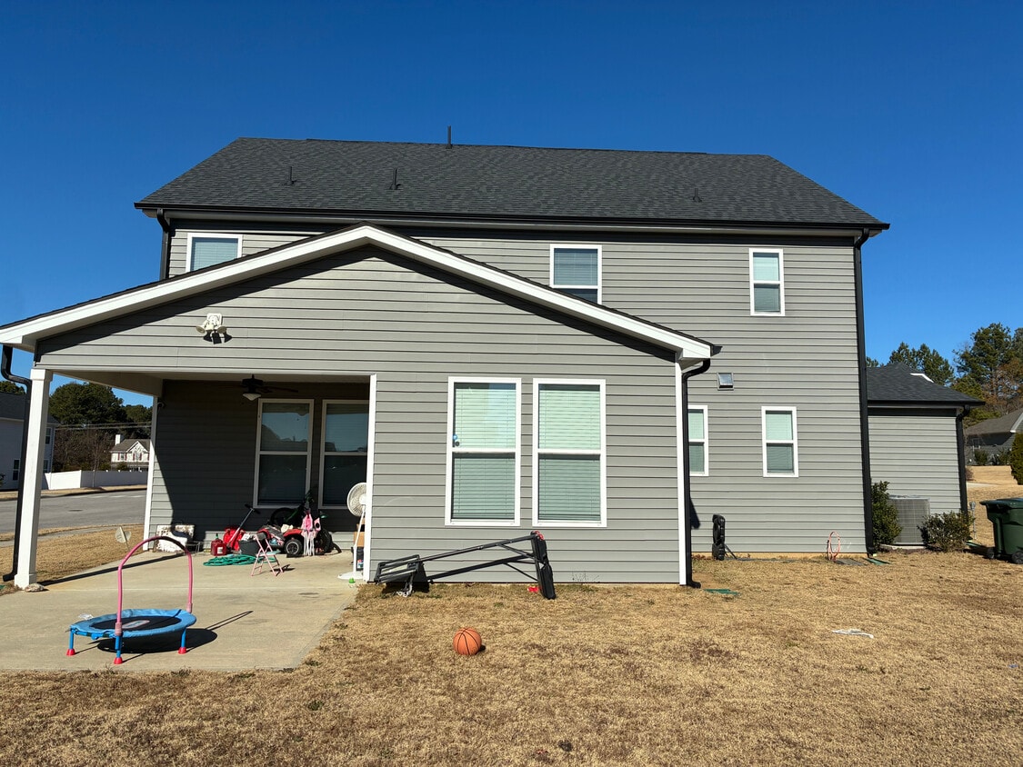 16 Hopper Cir, Clayton, NC 27520 | Apartments.com